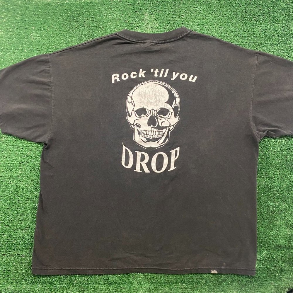 Vintage Y2k Rock Skull Sun Faded Baggy Goth Punk Tee - Gem